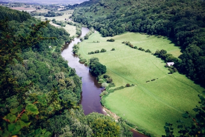 Tips For Canoeing The River Wye | Anywhere We Roam