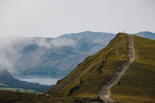 Guide To Hiking Blencathra Via Sharp Edge (+ Map & Tips)