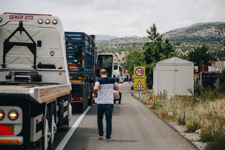 Driving In Turkey: Essential Tips, Road Rules & What To Expect