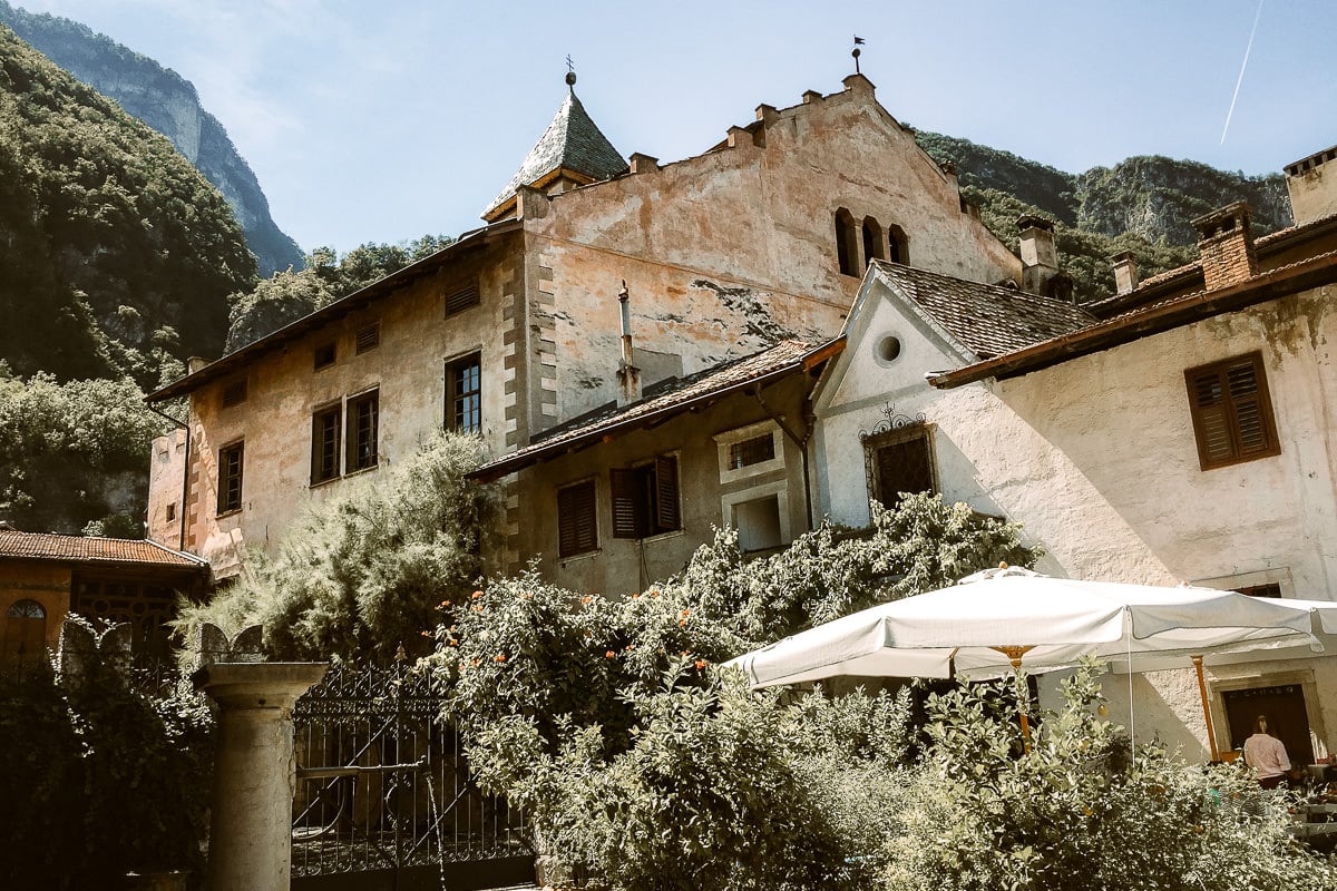 14 Breath-Taking Places To Visit In The Italian Alps