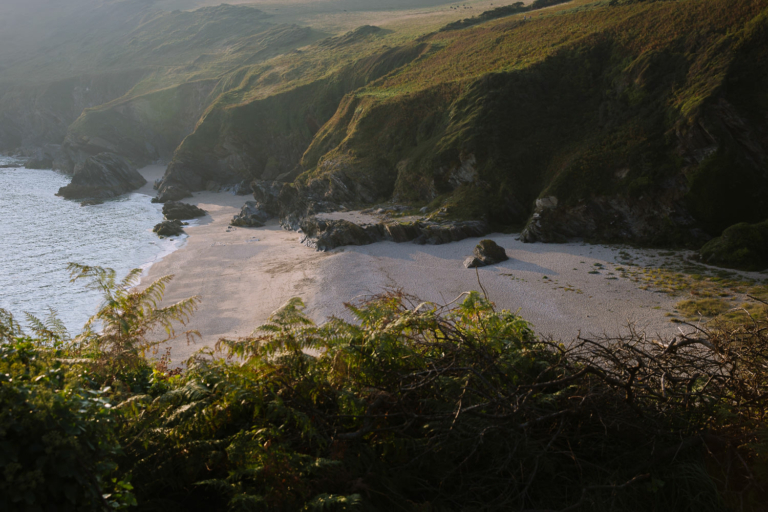 Wild Swimming In Cornwall / 10 Amazing Spots + Map & Details