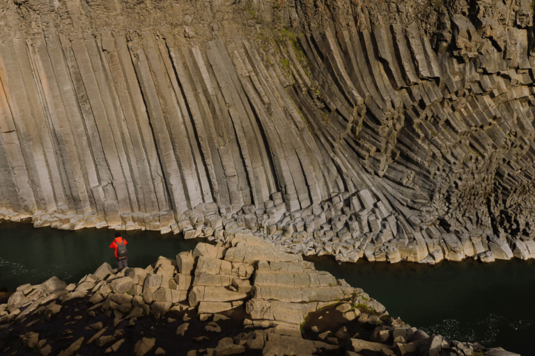 How To Visit Stuðlagil Canyon (+ Hike Details, Map & Viewpoints)
