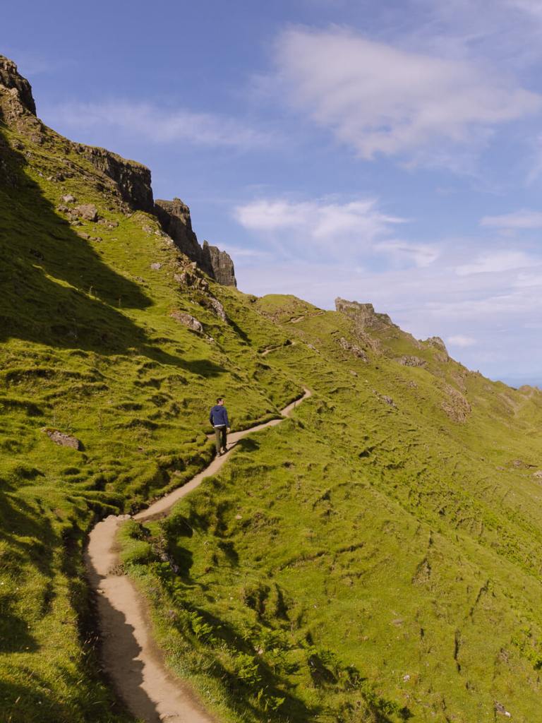 Guide To The Quiraing Walk + Map & The Best Lookouts | Traffic Torch