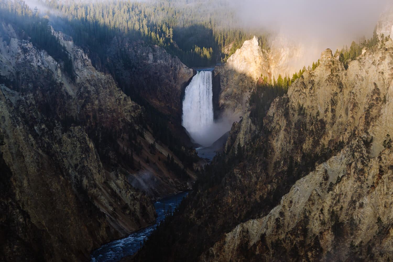 18 BEST THINGS TO DO IN YELLOWSTONE NATIONAL PARK + MAP - Ashley Hawwet