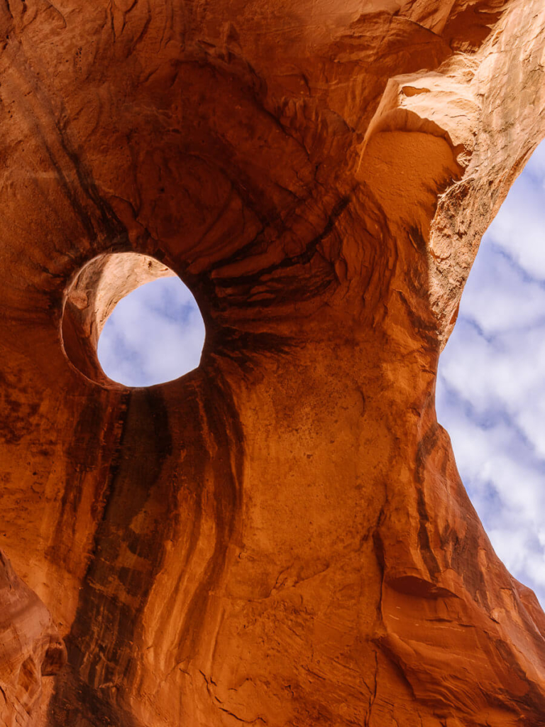 Complete Guide To Visiting Monument Valley (+ Tips & Tours)