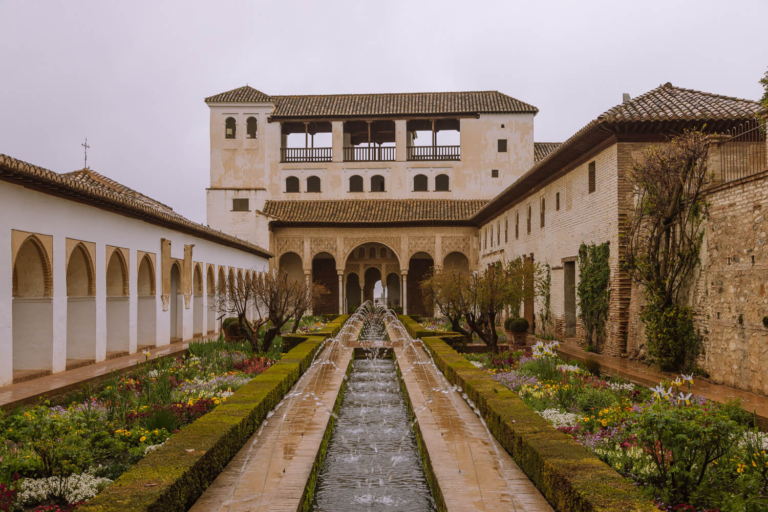 15 Absolute Best Things To Do In Granada, Spain (+ Tips)
