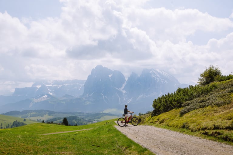 14 Breath-Taking Places To Visit In The Italian Alps