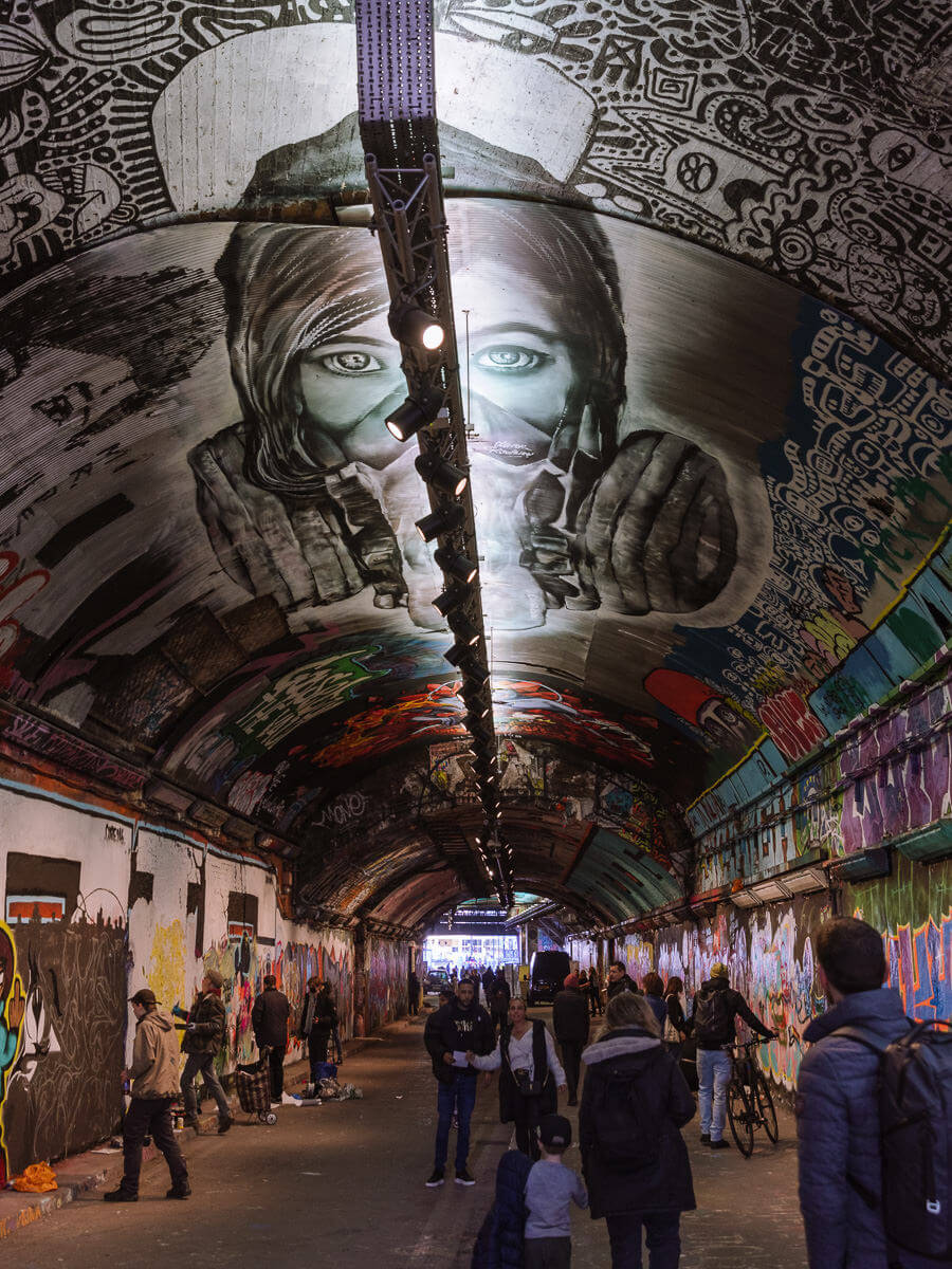 The Queen’s Walk, London: Self-Guided Route + Map