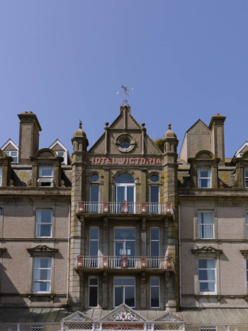 10 Unmissable Things To Do In Newquay + Day Trips