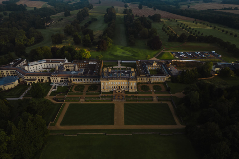 Enjoy A Cotswolds Spa & Golf Break At Heythrop Park Hotel