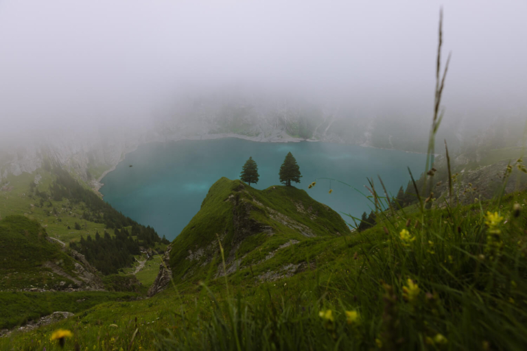 Guide To Visiting Oeschinen Lake Switzerland + Hiking Map & Tips