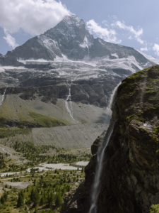 12 Best Hikes In Switzerland (+ Maps & Instructions)